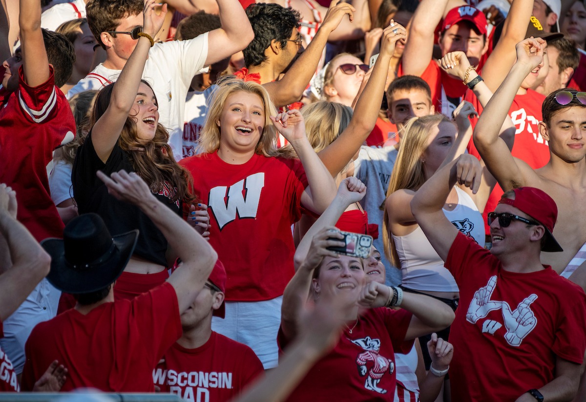Photo Gallery: 2022 WSB Homecoming Bash | Wisconsin School of Business