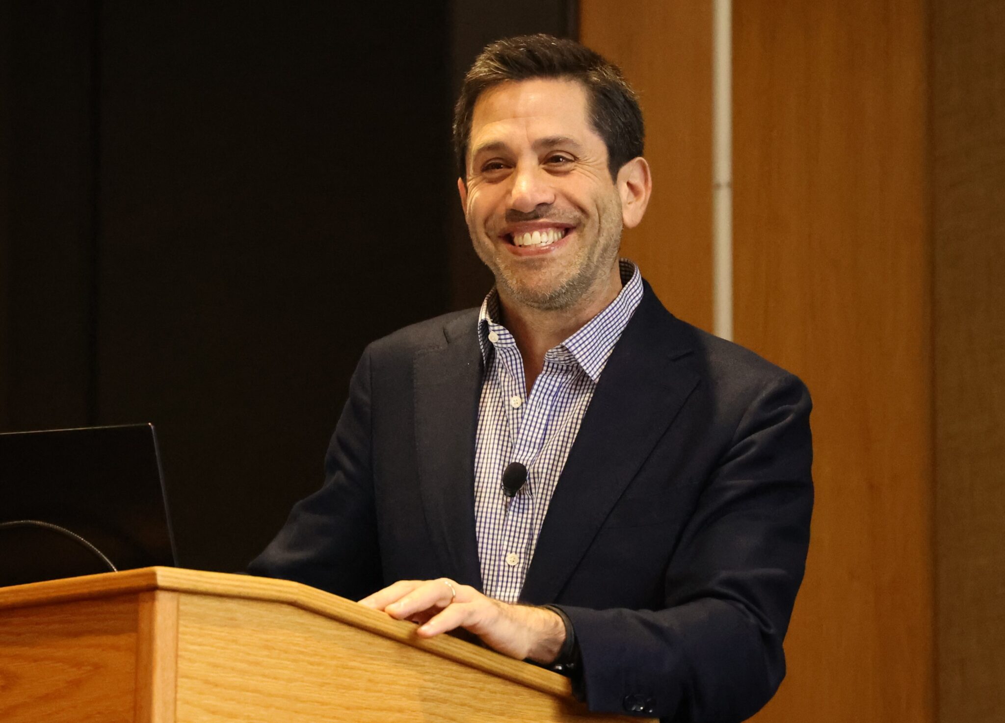 Jeff Shapack of Shapack Partners Awarded 2023 Graaskamp Center ...