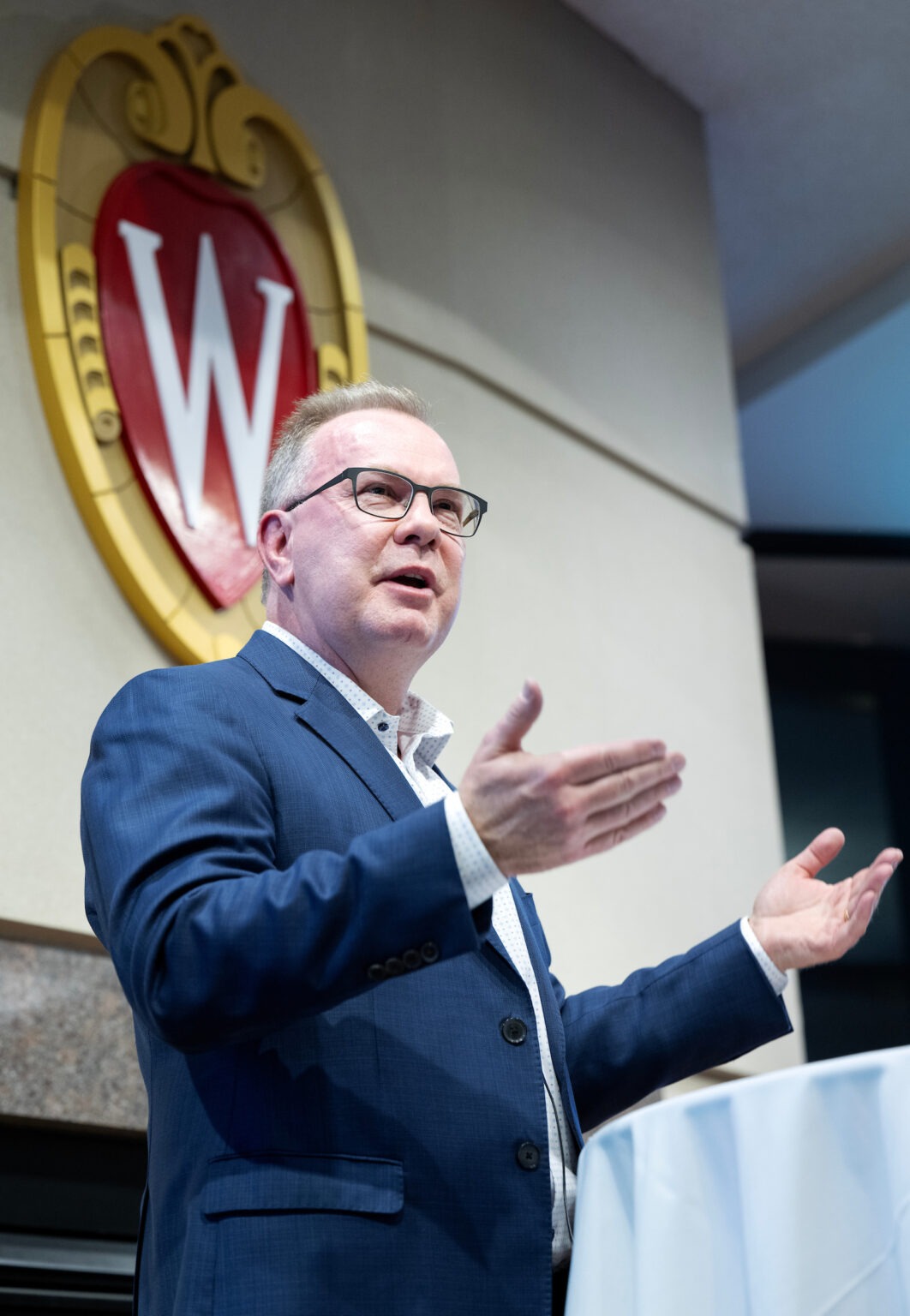 Mission-Oriented Leadership: The Benefits, the Challenges, and the ...